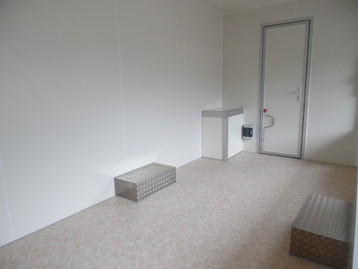 Vloer bedekt met PVC-bekleding – De Witte Smid